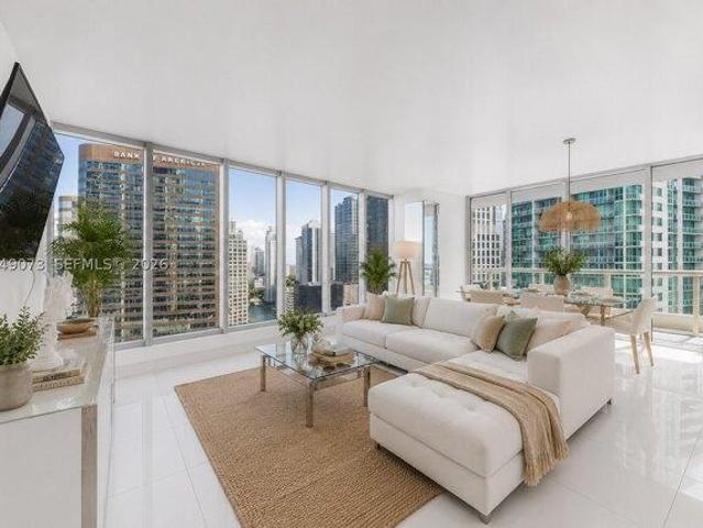 2 bedroom, Miami FL 33131 104898500