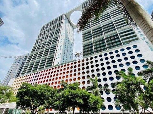 2 bedroom, Miami FL 33131 104901159