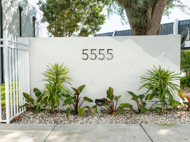 2 bedroom, Miami FL 33155 101011945