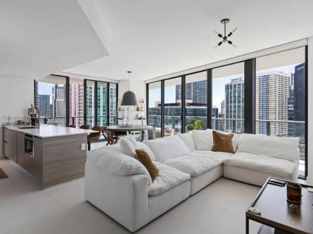 2 bedroom, Miami FL FL 33130 102715839