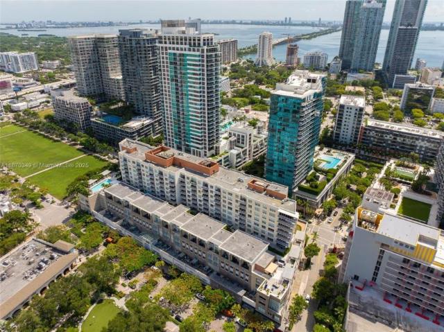 2 bedroom, Miami FL FL 33137 102659654
