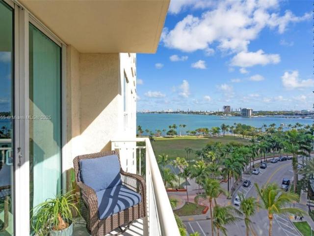 2 bedroom, Miami FL FL 33137 102659699