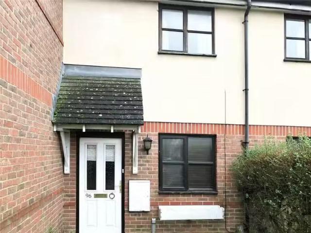 2 bedroom Mid Terrace House to rent, Wansbeck Close, Stevenage.