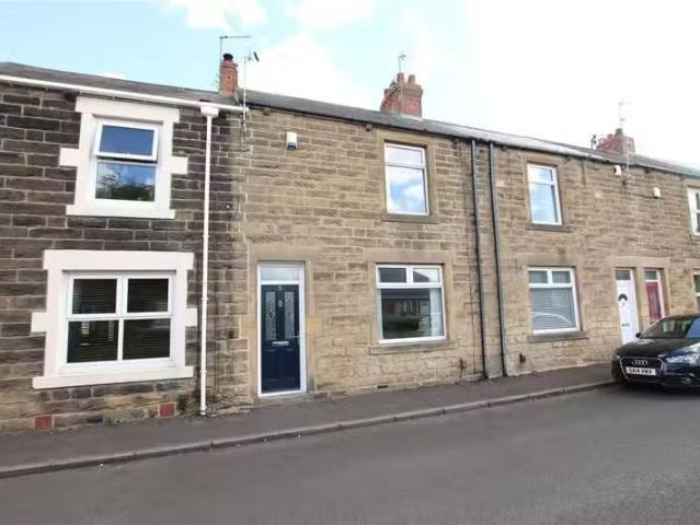 2 bedroom Mid Terrace House to rent, Westfield Terrace, Spring.