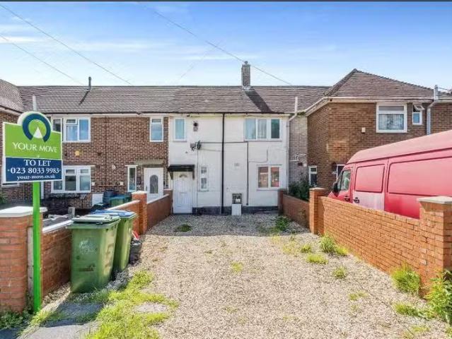2 bedroom Mid Terrace House to rent, Aldermoor Avenue, Southam.