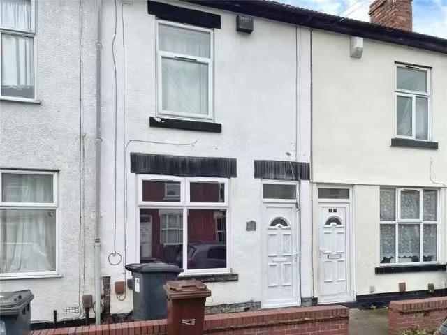2 bedroom Mid Terrace House to rent, Austin Street, Wolverhamp.
