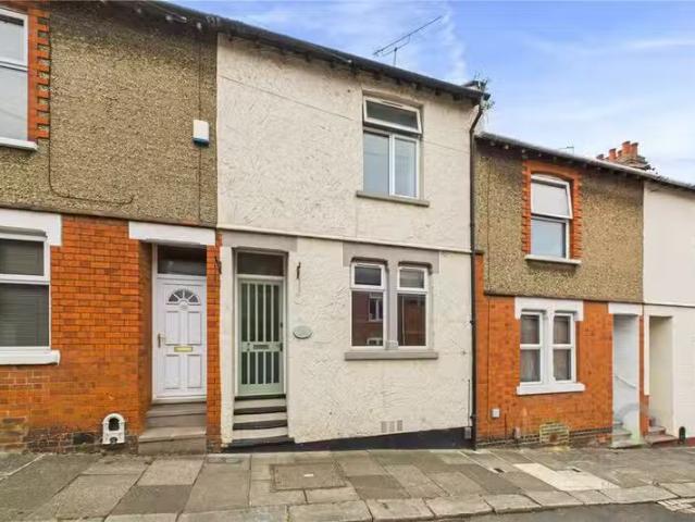 2 bedroom Mid Terrace House to rent, Bective Road, Kingsthorpe.