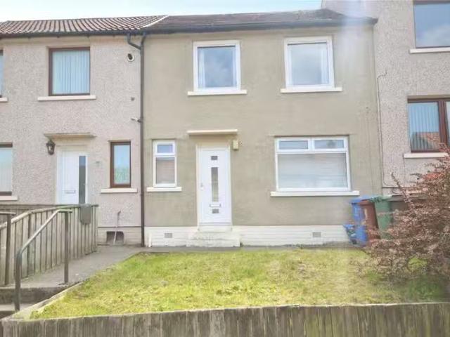 2 bedroom Mid Terrace House to rent, Hallglen Terrace, Glen Vi.