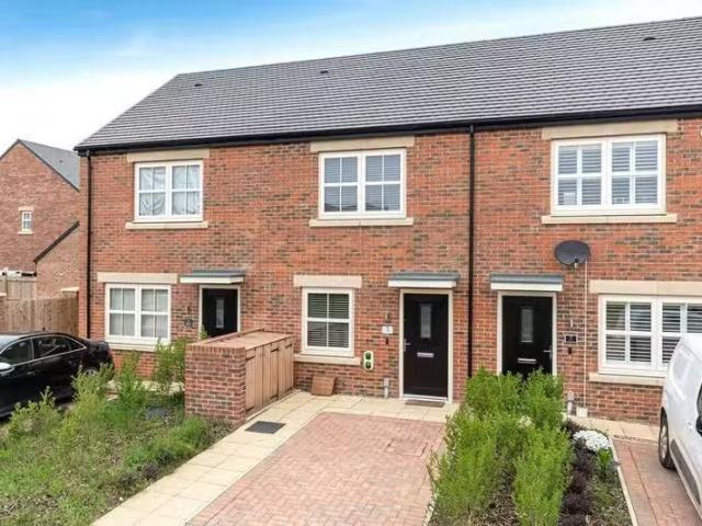2 bedroom Mid Terrace House to rent, Juniper Lane, Newcastle u.