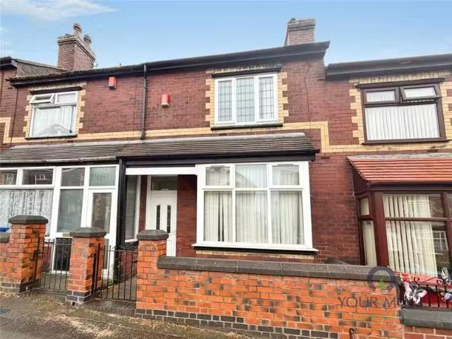2 bedroom Mid Terrace House to rent, Louise Street, Stoke on T.