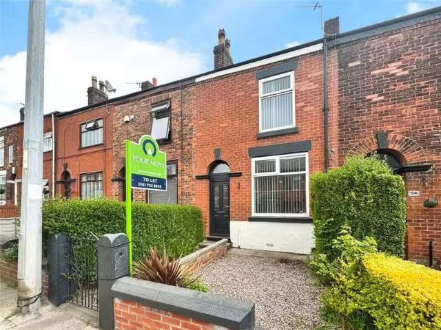 2 bedroom Mid Terrace House to rent, Memorial Road, Worsley, M.