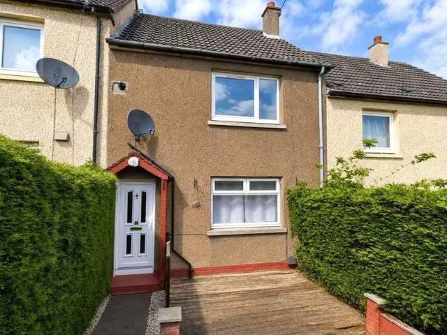 2 bedroom Mid Terrace House to rent, Roods Square, Inverkeithi.