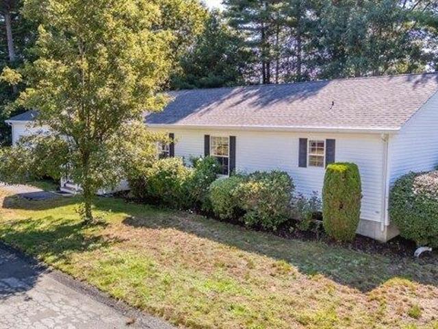 2 bedroom, Middleboro MA 02346 104920465