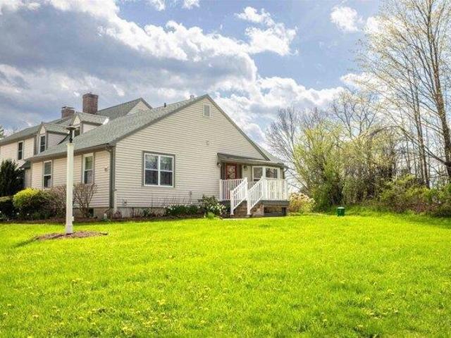 2 bedroom, Middlebury VT 05753 LS102285198