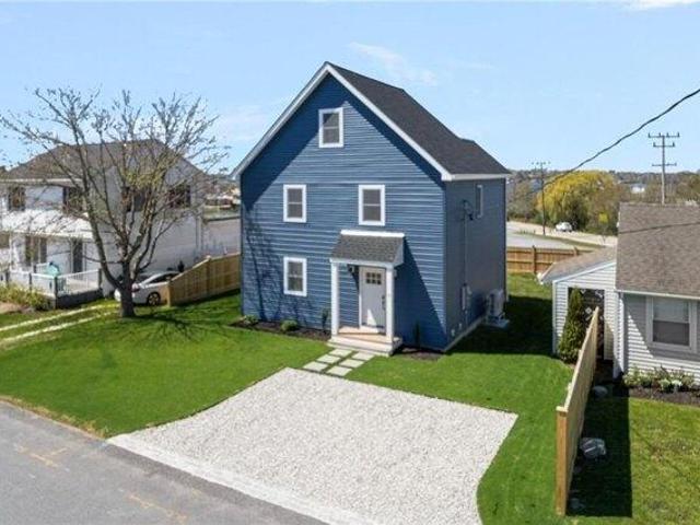 2 bedroom, Middletown RI 02842 102316305