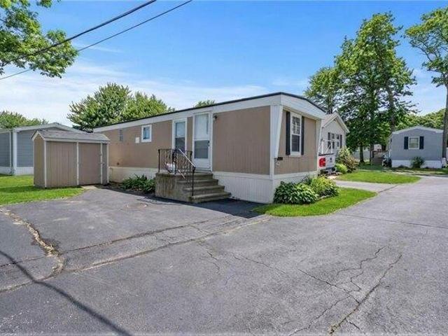 2 bedroom, Middletown RI 02842 104808729