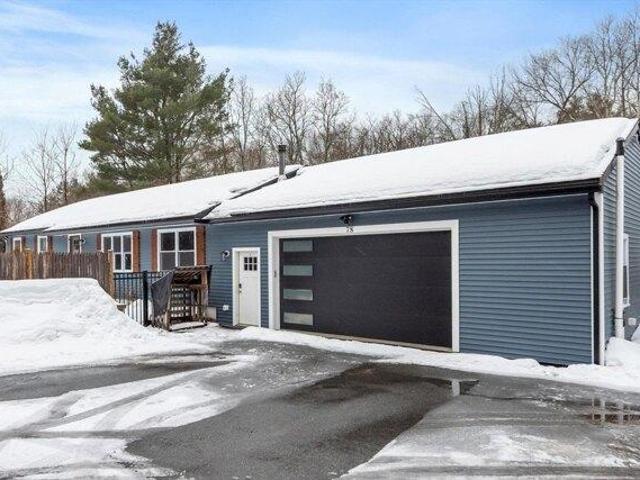 2 bedroom, Middleton MA 01949 102531837