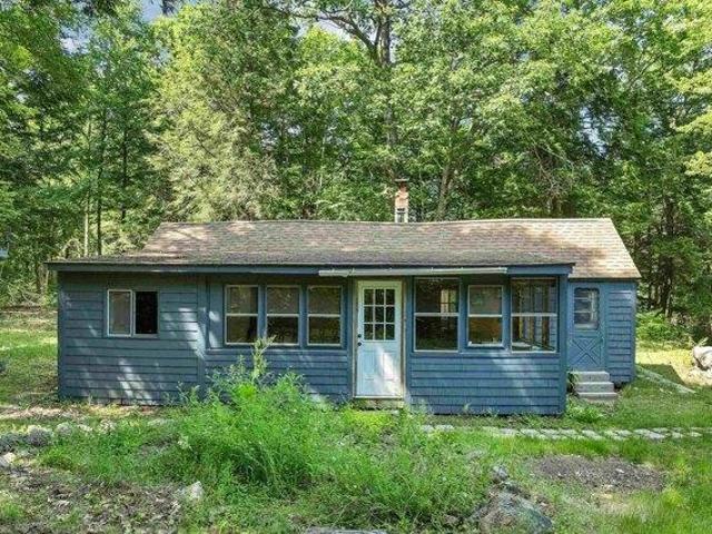 2 bedroom, Middleton NH 03887 103250567
