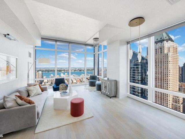 2 bedroom, Midtown West NY 89287081