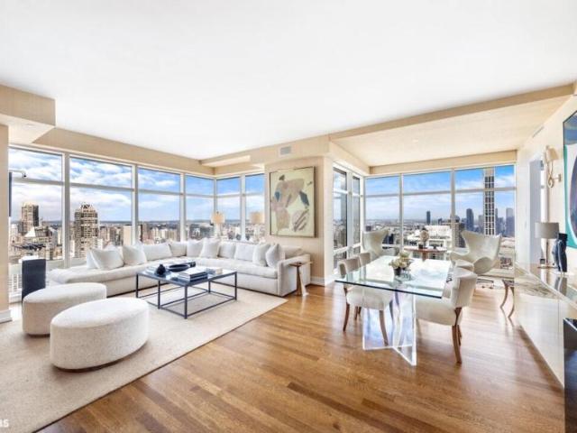 2 bedroom, Midtown East NY LS98330452