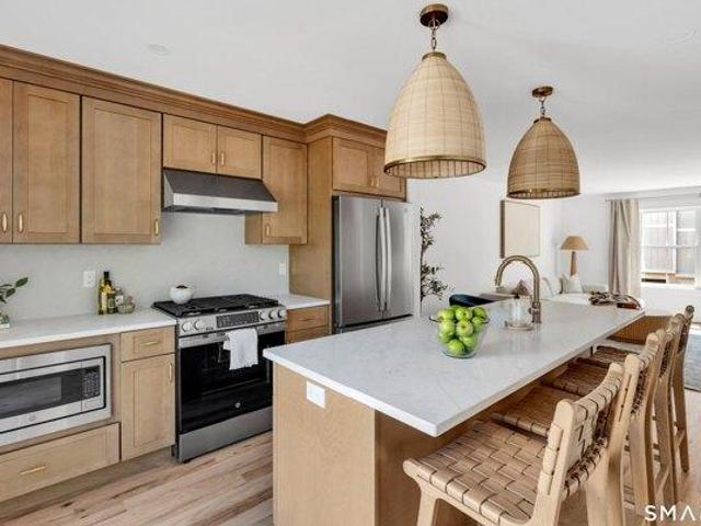2 bedroom, Milford CT 06041 105124610