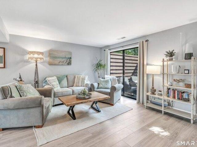 2 bedroom, Milford CT 06460 102560974