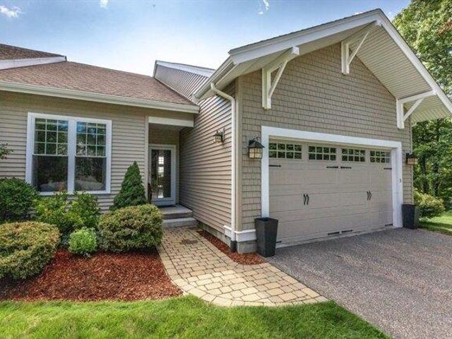 2 bedroom, Milford MA 01757 105124435