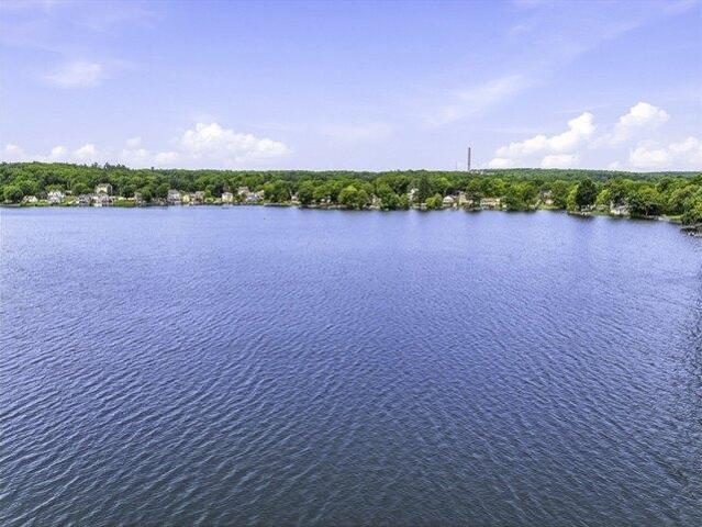 2 bedroom, Millbury MA 01527 104331855