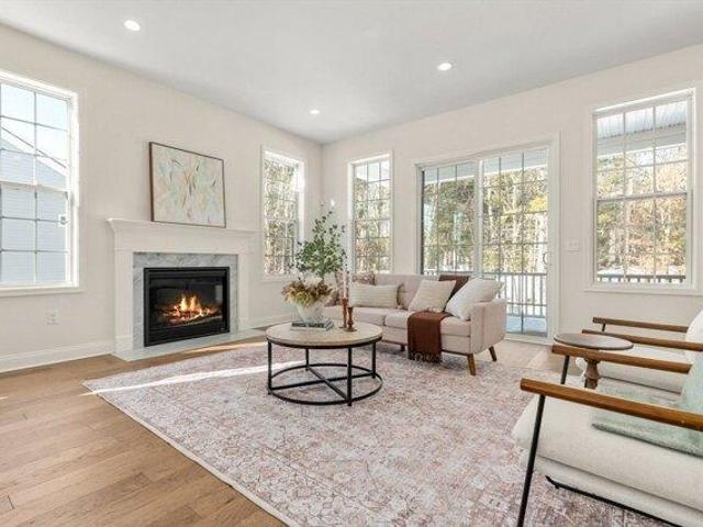 2 bedroom, Millis MA 02054 103101465