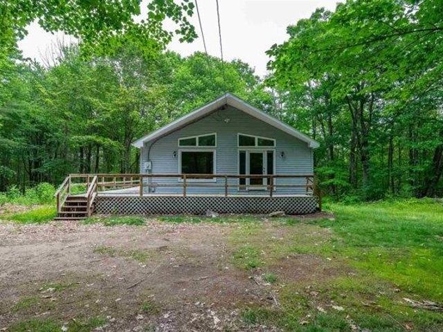 2 bedroom, Milton NH 03851 104604085