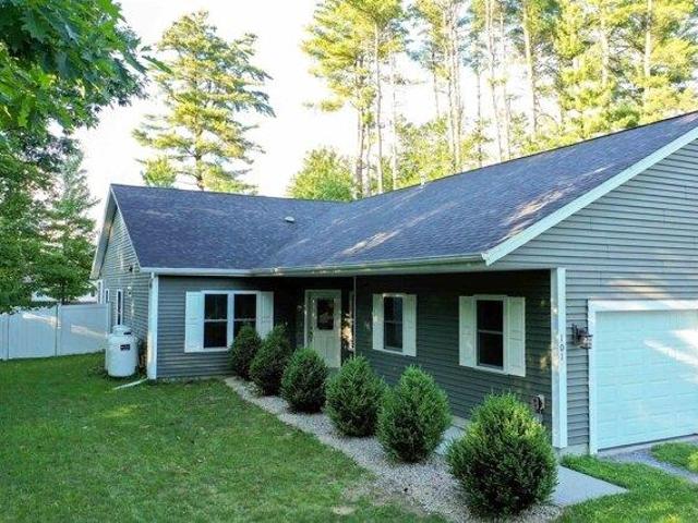 2 bedroom, Milton VT 05468 104116957