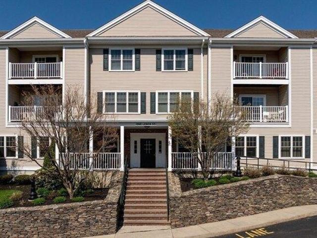 2 bedroom, Norwood MA 02062 102825434