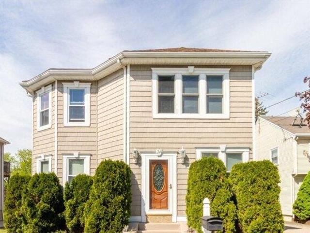 2 bedroom, Norwood MA 02062 105157537