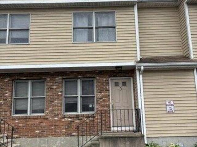 2 bedroom, Norwalk CT 06850 103438355