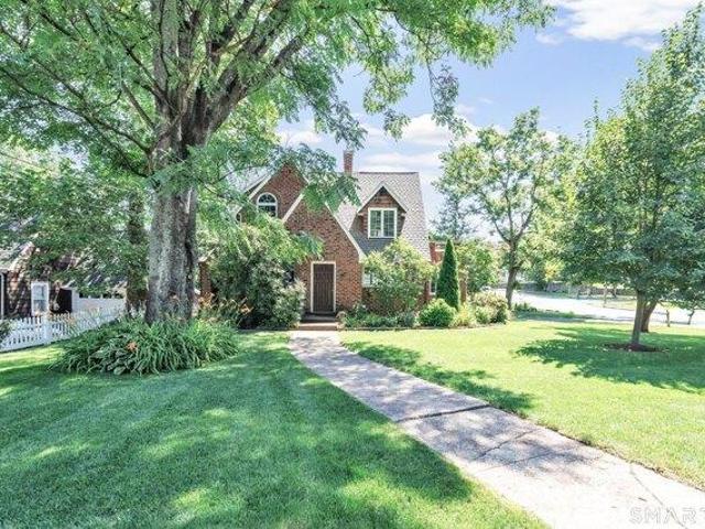 2 bedroom, Norwalk CT 06851 104480495