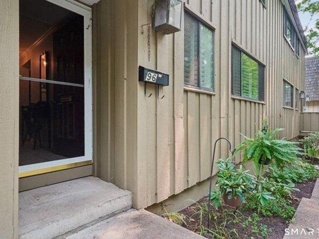 2 bedroom, Norwalk CT 06854 104330224