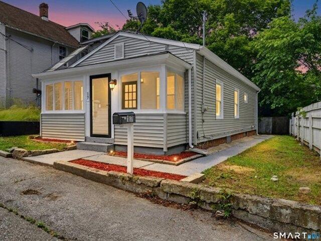 2 bedroom, Norwich CT 06360 105190106
