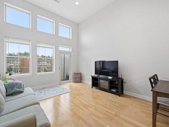 2 bedroom, North Andover MA 01845 102527741