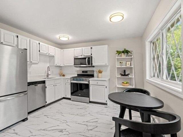 2 bedroom, North Andover MA 01845 103494123