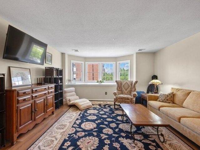 2 bedroom, North Andover MA 01845 104808199
