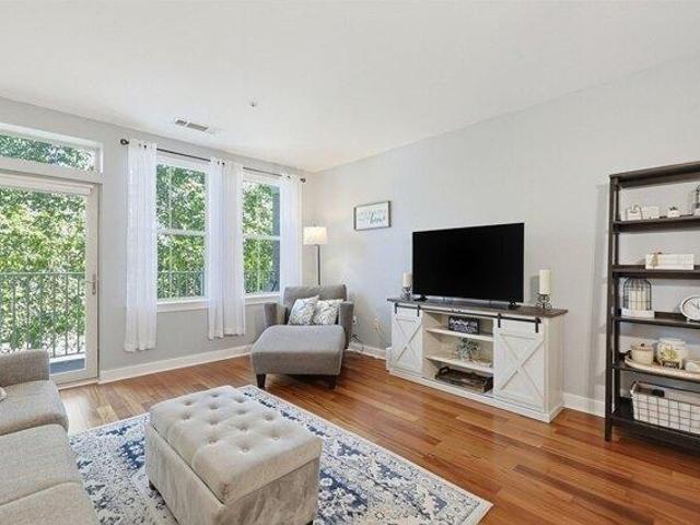 2 bedroom, North Andover MA 01845 105059126