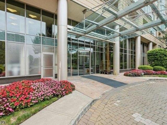 2 bedroom, North Bergen NJ 07047 102312744