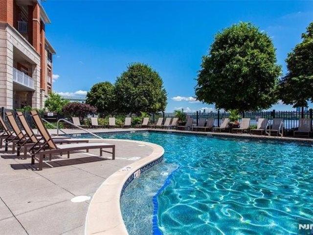 2 bedroom, North Bergen NJ 07047 104411006