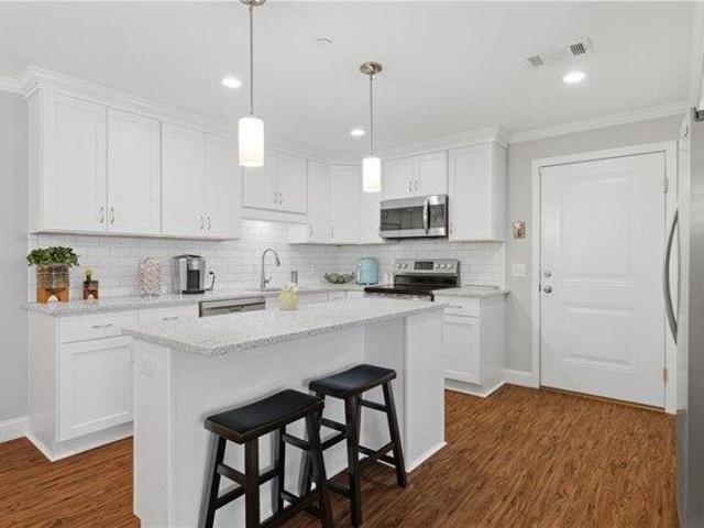 2 bedroom, North Kingstown RI 02852 102475495