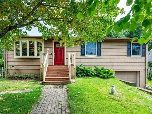 2 bedroom, North Kingstown RI 02852 105092338