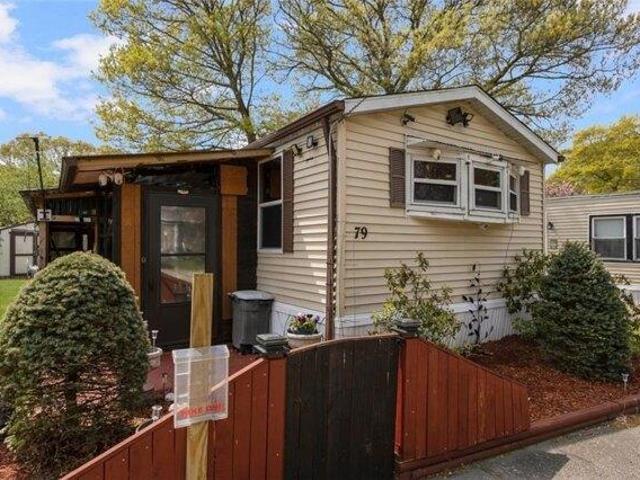 2 bedroom, North Kingstown RI 02852 105139870