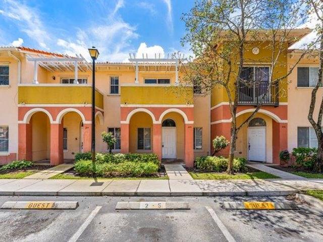 2 bedroom, North Lauderdale FL 33068 104899098