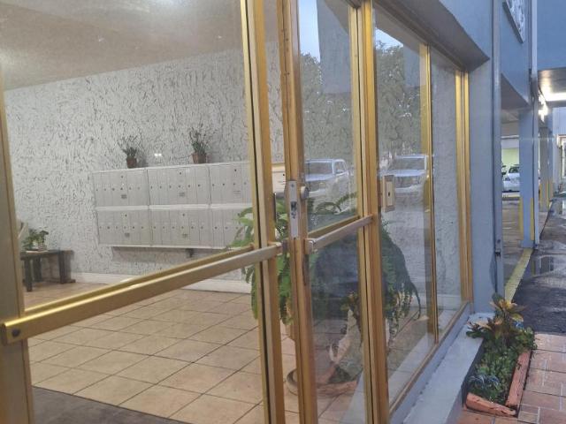 2 bedroom, North Miami Beach FL 33162 LS86379757
