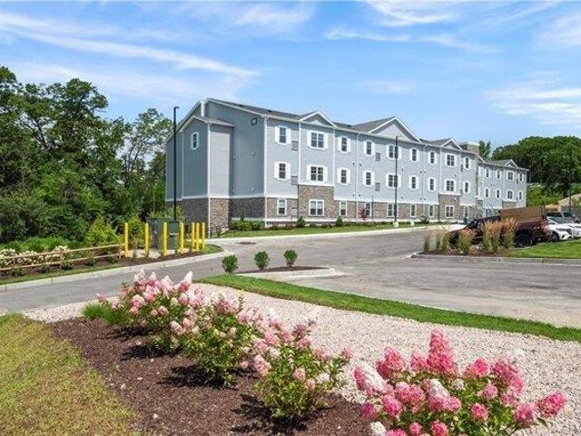 2 bedroom, North Smithfield RI 02896 104715698