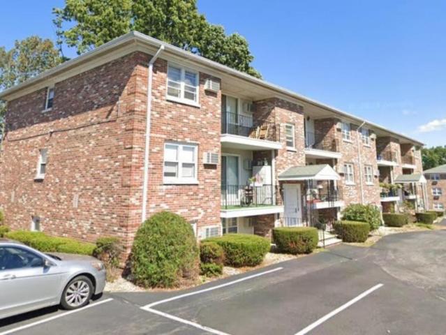 2 bedroom, North Providence RI 02904 89213719